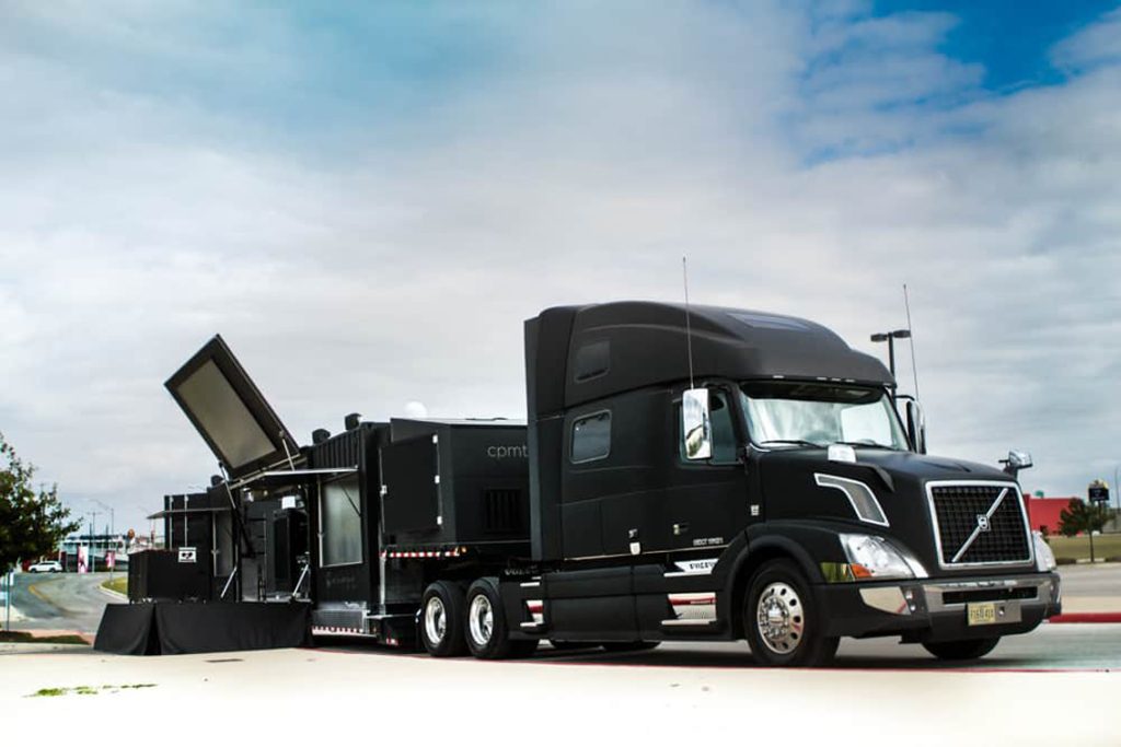 CPM Semi Trailer Mobile Kitchen - Cruising Kitchens