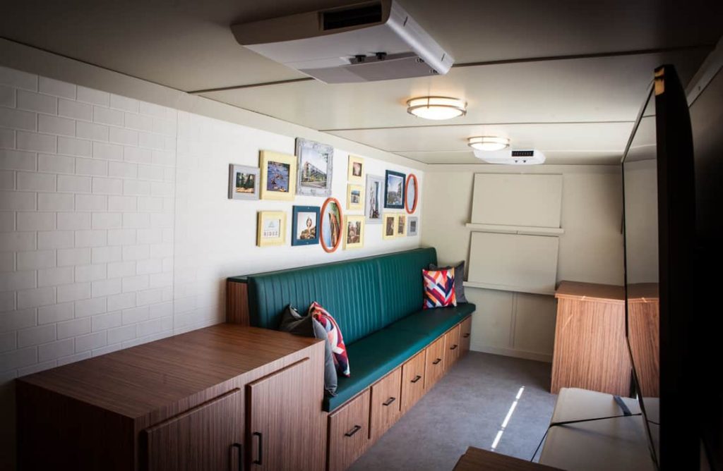 Broadstone Ridge Mobile Office Truck - Cruising Kitchens