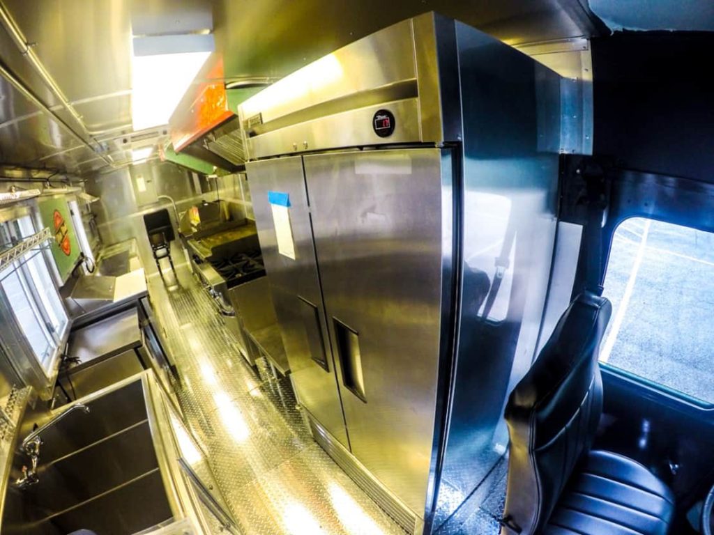 Motor Mouth Food Truck - Cruising Kitchens