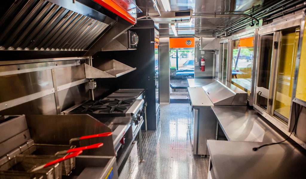 Smashin’ Crab – Seafood Truck - Cruising Kitchens