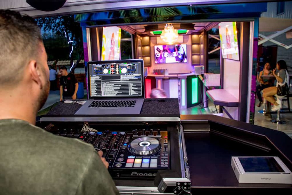 Trance Mobile Nightclub Semi Trailer - Cruising Kitchens
